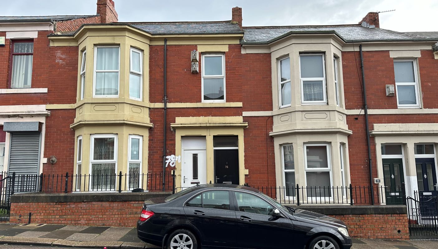 House with 4 bedrooms through auction in 76 & 78 Ellesmere Road ...