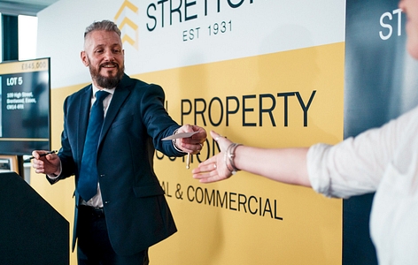Deciding to sell a property at auction | Strettons