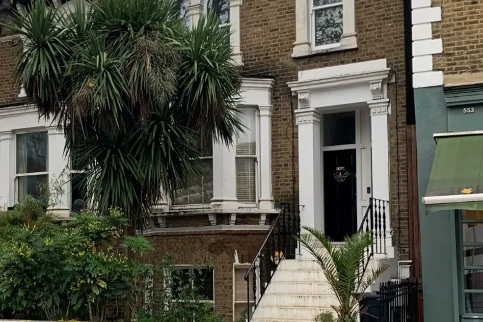 sold through auction in 551 Chiswick High Road, Chiswick, London, W4 3AY | Strettons